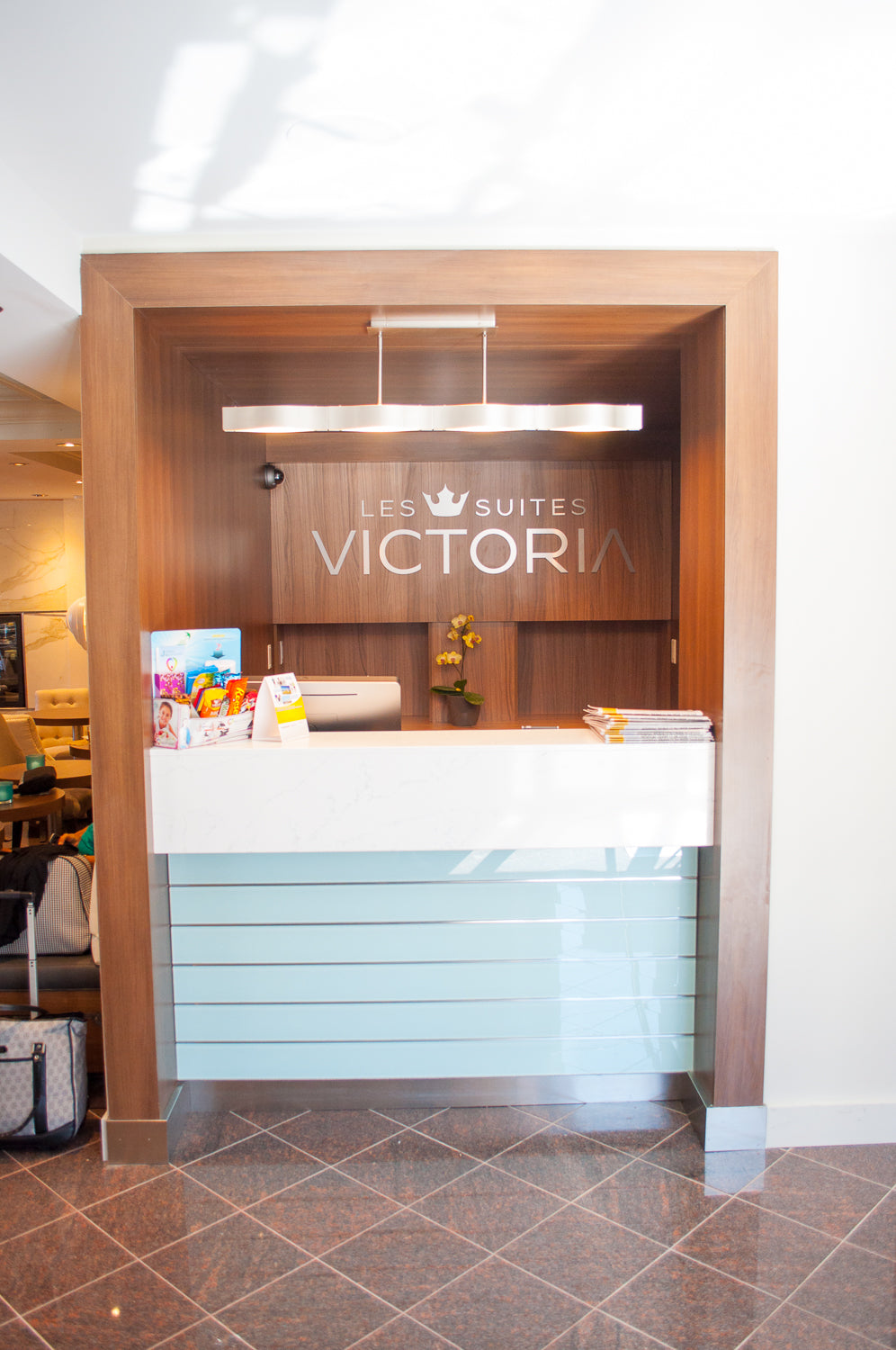 3D Sign - Victoria Suites
